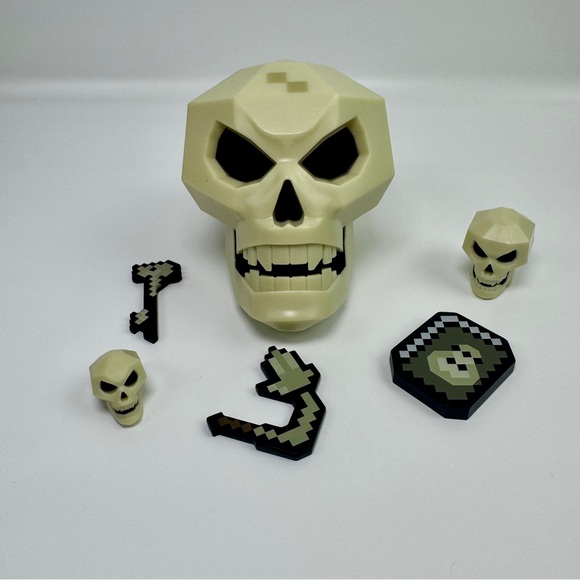 Toys | Terraria Action Figure Skeletron Boss Figure With Accessories ...